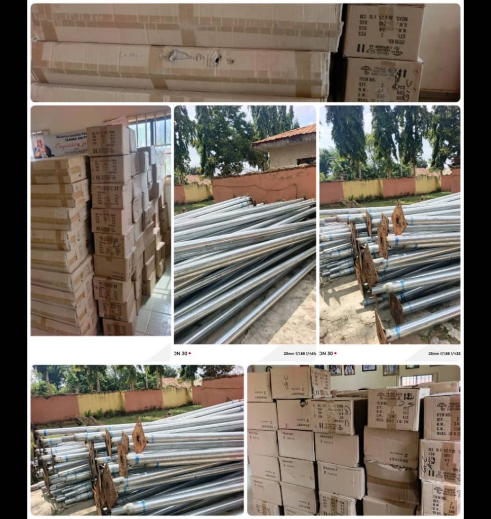 Senator Cyril Fasuyi Brightens Ikole Wards 1 & 2 With 100 Solar Street ...